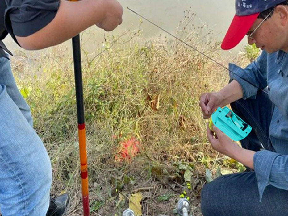 Electric Knotting Machine Bobbin Winder — Off The Back